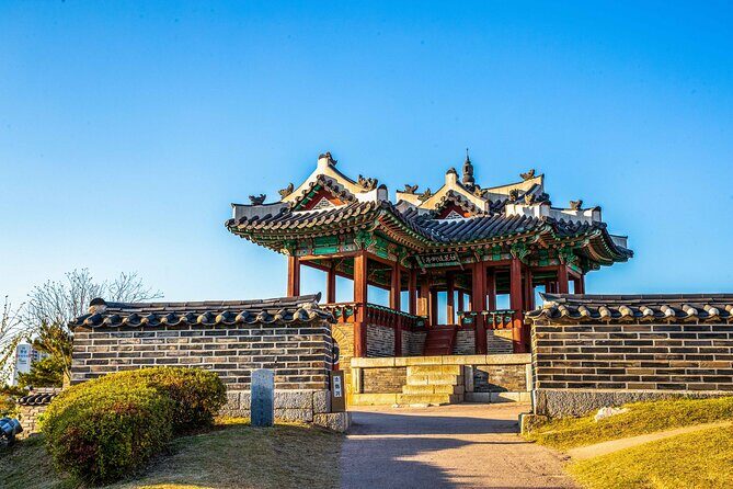 Full Day Suwon Hwaseong and Yellow Spring Flower Festival Tour - Key Points