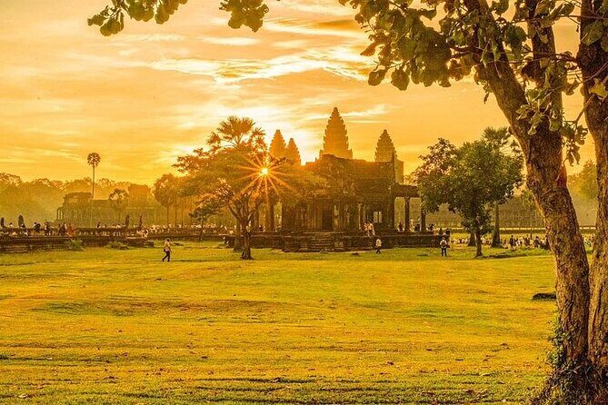 Full Day Temple Tour with Angkor Wat Sunrise - The Experience: What to Expect from the Tour