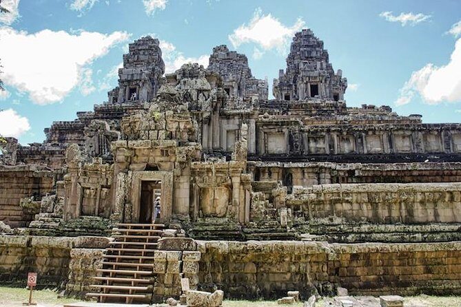 Full-Day Temples of Angkor Small Group Tour - Free Hotel Pick up - The Itinerary: What You’ll Experience