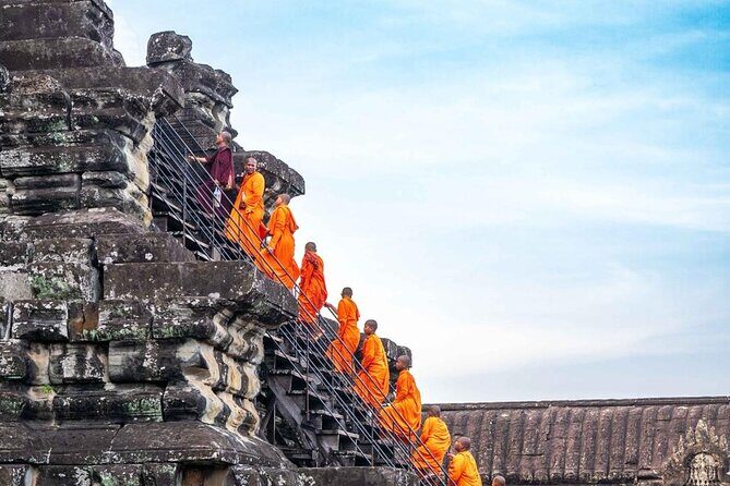 Full Day Tour Angkor Wat Sunrise and Siem Reap Temples - FAQs