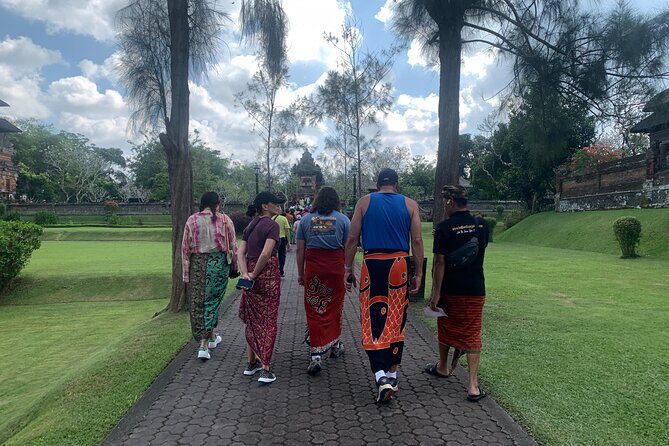 Full Day Tour Bedugul Sightseeing and Tanah Lot Temple - Authentic Experience and Traveler Insights