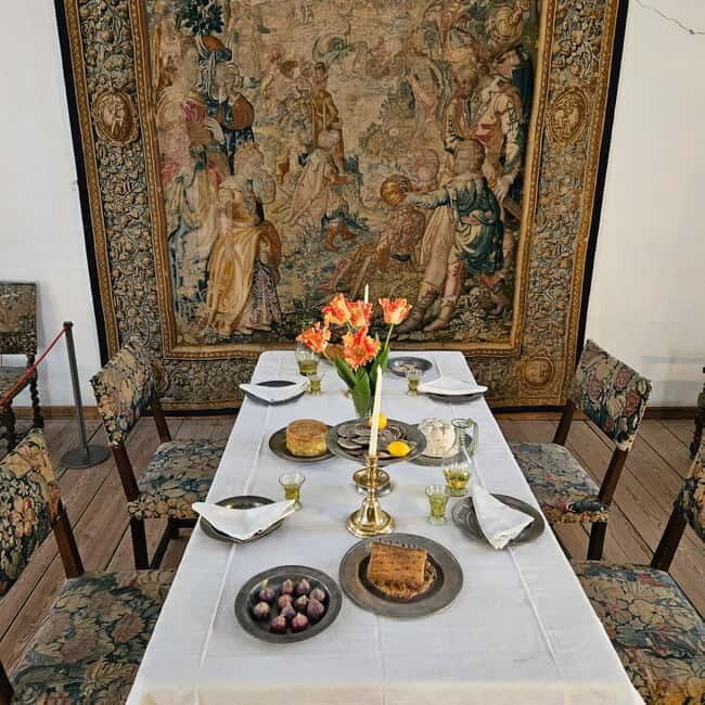 Full-Day Tour; Castle, Palace, Cathedral and Viking Ships - FAQs