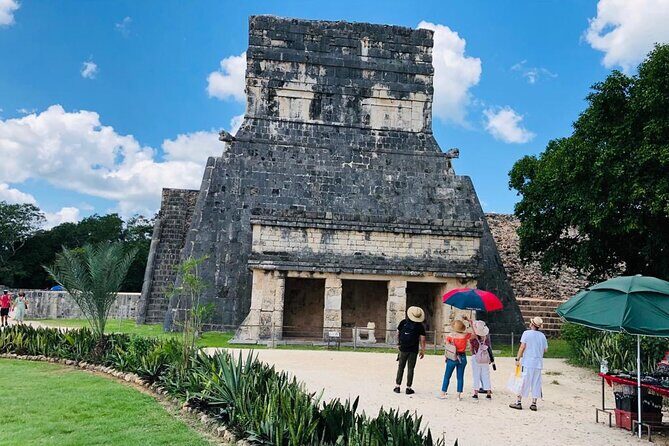 Full Day Tour Chichén Itzá Cenote Saamal Valladolid with buffet - FAQ