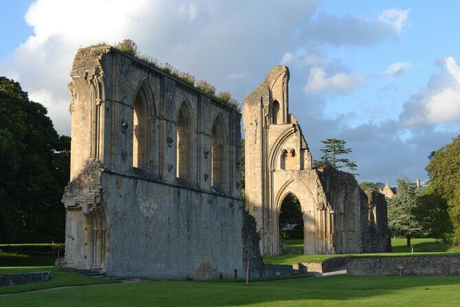 Full-Day Tour of Glastonbury - FAQ