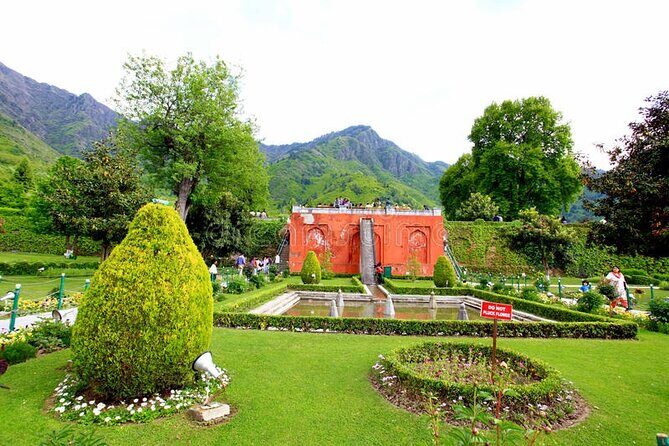 Full day tour of Srinagar with Entrance Fee, Guide & Lunch - Ending the Day: Return to Your Hotel