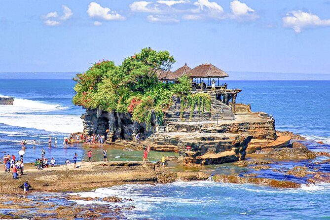 Full Day Tour of Tanah Lot Temple and Twin Lake Bali Tours - Key Points