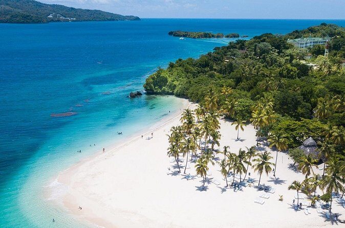 Full day tour Samana, Las Terrenas and El Limón from Santo Domingo - FAQ