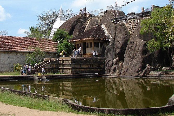 Full Day Tour to Anuradhapura from Negombo - An In-Depth Look at the Tour Experience
