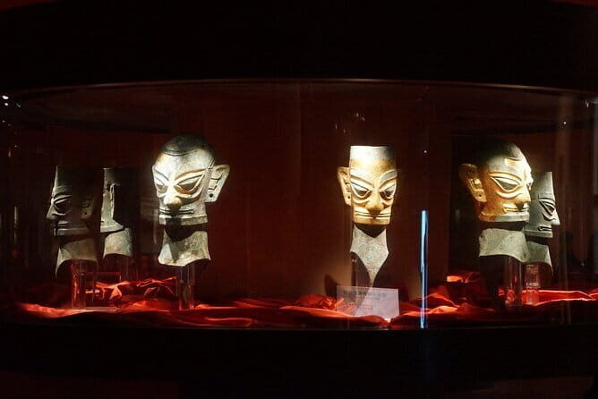 Full Day Tour to Chengdu Panda Centre and Sanxingdui Site - Practical Tips and Considerations