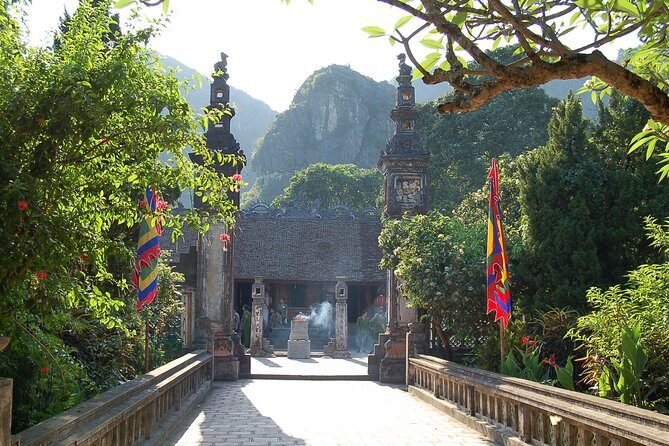 Full day tour to Hoa Lu - Tam Coc in Ninh Binh - The Practical Side: Price, Timing, and Group Size