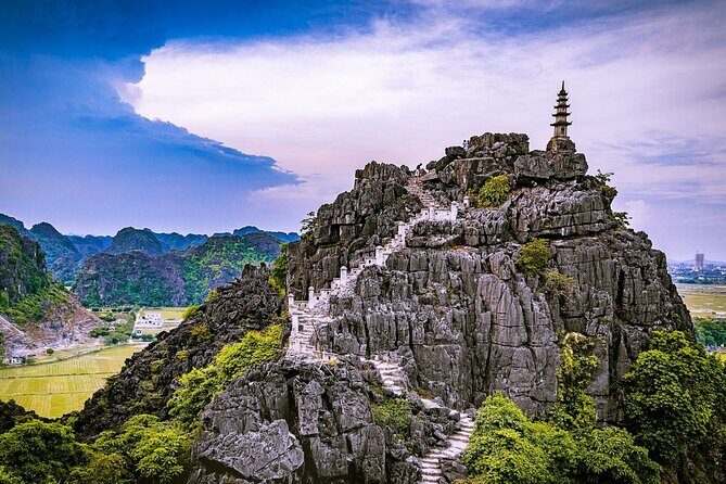 Full-Day Tour To Hoa Lu - Tam Coc - Mua Cave From Hanoi - What the Tour Gets Right