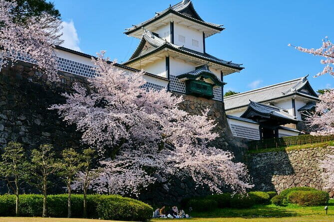 Full Day Tour to the Historical Castle Town of Kanazawa - Key Points