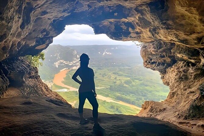 Full Day Tour Window Cave and Hiking on the Beach - Exploring the Full Day Tour: Window Cave and Beach Hiking in Puerto Rico