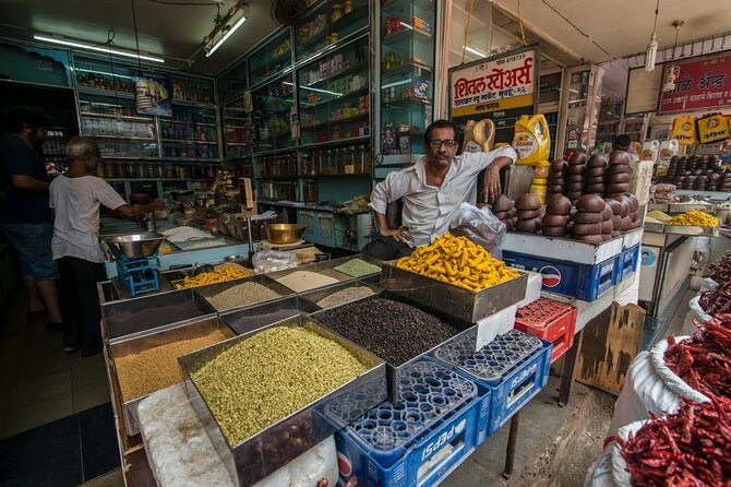 Full Day Tour with Guide, Bollywood Dance, Lunch & Spice Market - FAQ