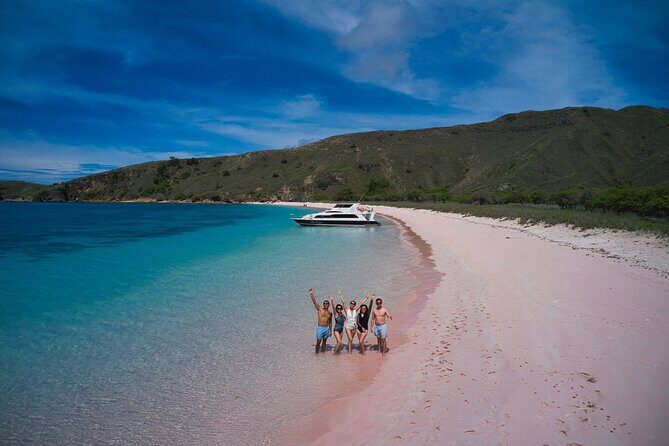 Full Day Trip to Explore 6 Destinations in Labuan Bajo and Komodo - An Honest Look at the Full-Day Komodo Tour