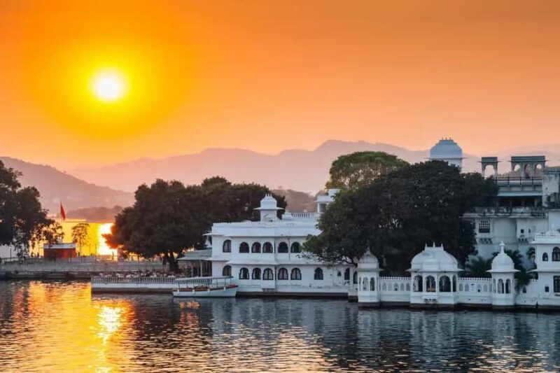 Full-Day Udaipur City Private Tour with Transport & Guide - The Cost and Value