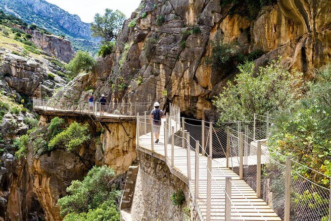 Full Day Walking Tour to Caminito del Rey - Key Points