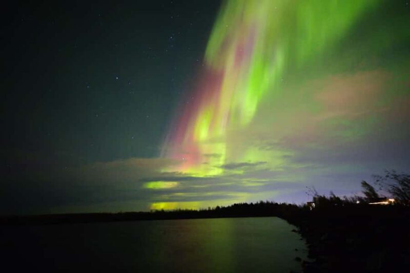 Full-Day Yellowknife Tour with Northern Lights/Aurora View - Early Evening: Setting Out for Aurora Hunting