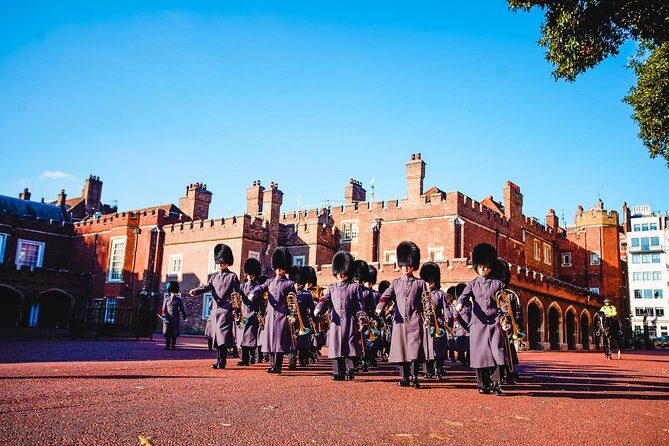 Full Royal Tour: Royal London & Buckingham Palace Tour - FAQ