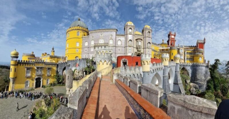 Full-Day Private Transport - Sintra and Cascais - In Summary