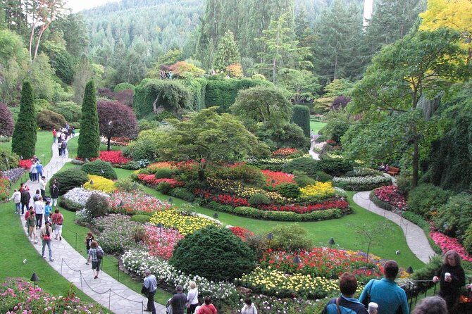 Fully narrated tour of Butchart Gardens and Saanich Peninsula - Key Points