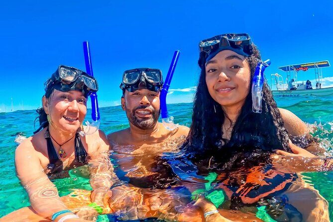 Fun Catamaran Excursion to Isla Mujeres with Unlimited drinks! - FAQs