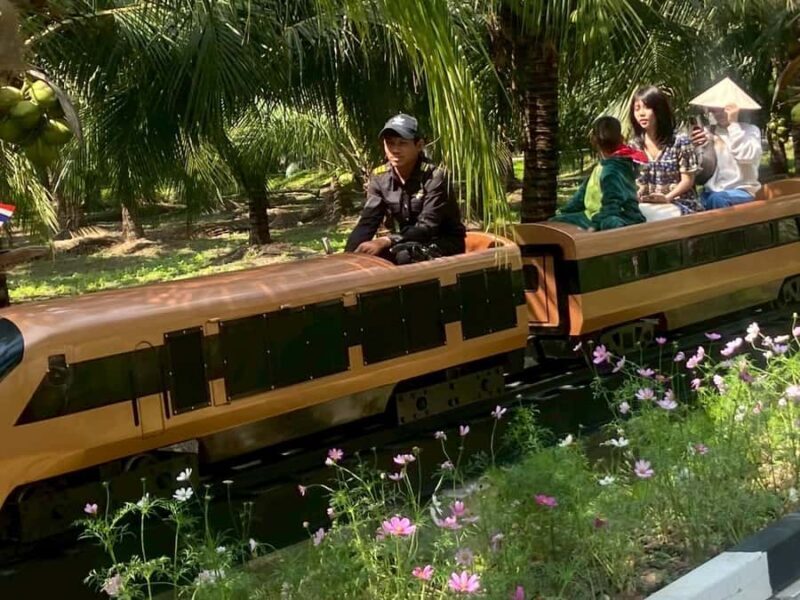 Fun coconut farm + Railway market + Floating market - Introduction: Why This Tour Stands Out