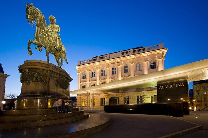 Fun & mobile scavenger hunt through Vienna - Key Points