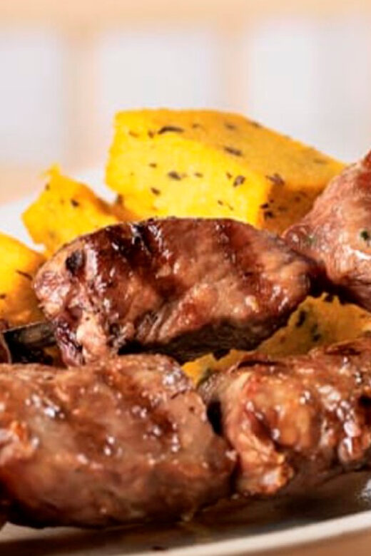 Funchal: Amazing Dinner with Folklore - FAQs