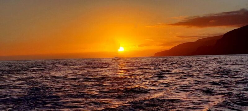 Funchal: Cabo Girão Sunset Catamaran Tour - Key Points