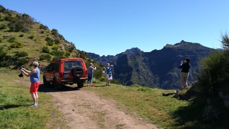 Funchal: Câmara Lobos & Girão Sea Cliff Half-Day Jeep Tour - A Deeper Look at the Itinerary