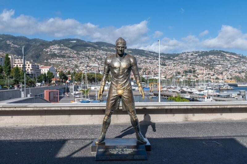 Funchal: Old Town Tuk Tuk Tour with Drop-Off at CR7 Museum - Key Points