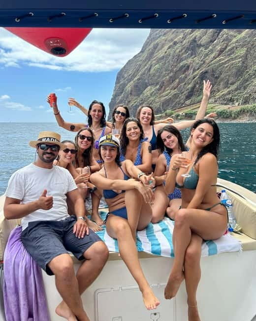 Funchal: Private Boat Tour w/Snorkel & Paddle up 11 people - Key Points