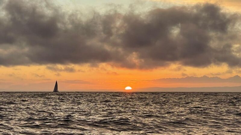 Funchal: Private Sailing Sunrise, Sunset & Moonlight Cruises - The Peak of the Day: Sunset and the Green Flash