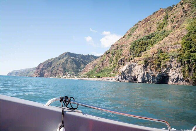 Funchal: Speedboat tour- SEE THE ISLAND AND LIFE AT SEA - An Authentic Look at the Speedboat Experience in Funchal
