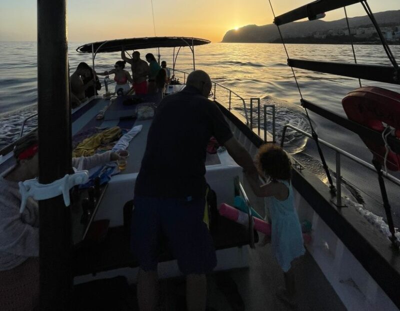 Funchal: Sunset Tour on Traditional Madeiran Boat w/ Drinks - Key Points