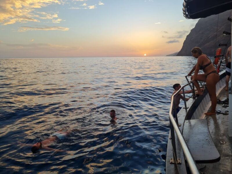 Funchal: Sunset Tour on Traditional Madeiran Boat w/ Drinks - What the Reviews Say: Authentic Perspectives