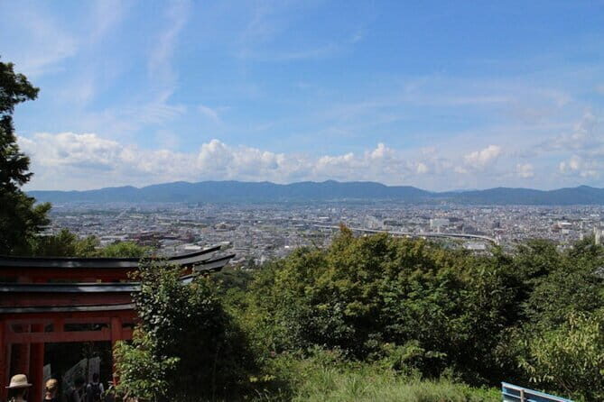 Fushimi Inari Deep Shinto Shrine Tour while Hiking with Expert - Walking Through the Famous Torii Gates
