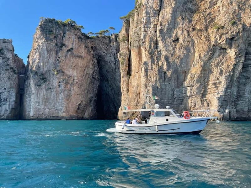 Gaeta: Guide Boat Tour of Peninsula - Detailed Breakdown of the Itinerary