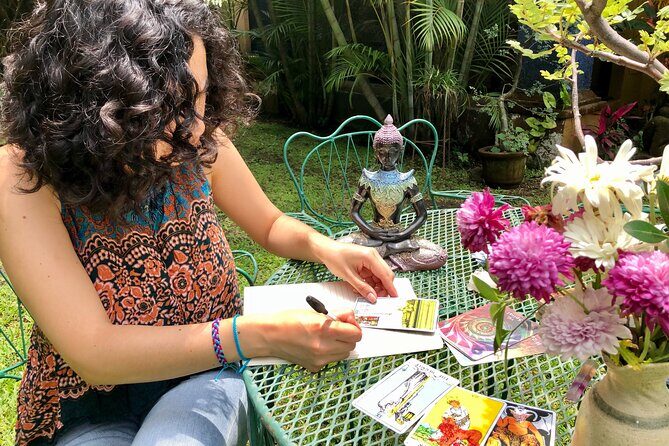 Gain new perspective with a Tarot Reading - What the Experience Entails