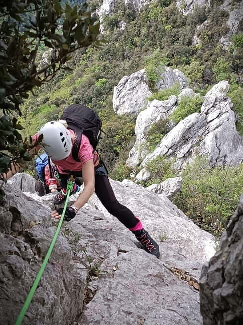 Gaino Castle Ridge: mountaineering route on Lake Garda - The Value of this Experience