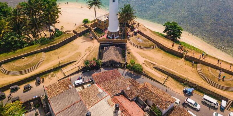 Galle and Bentota Day-Tour From Colombo - Lunch in Hikkaduwa: A Relaxed Midway