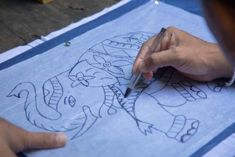 Galle/Kandy: Batik Making Workshop - Key Points