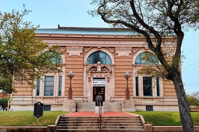 Galveston Mansions and Murder Walking Tour - What to Expect from the Experience
