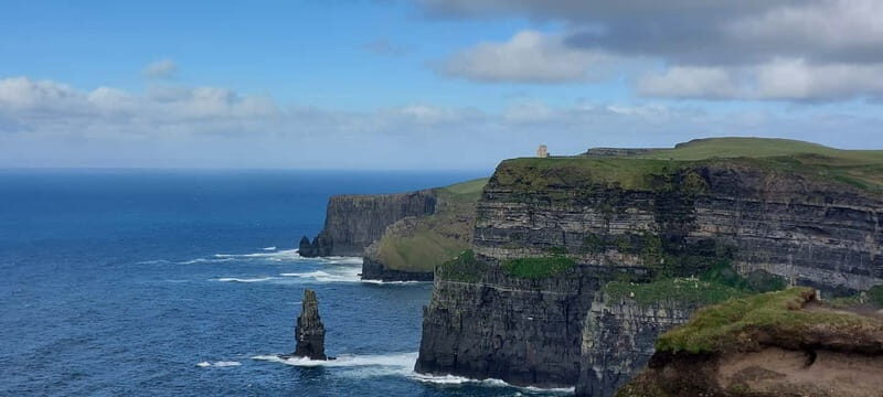 Galway: Cliffs of Moher Cruise, Bunratty Castle & Folk Park - Key Points