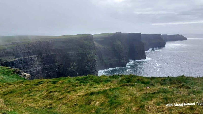 Galway: Cliffs of Moher Cruise, Bunratty Castle & Folk Park - FAQ
