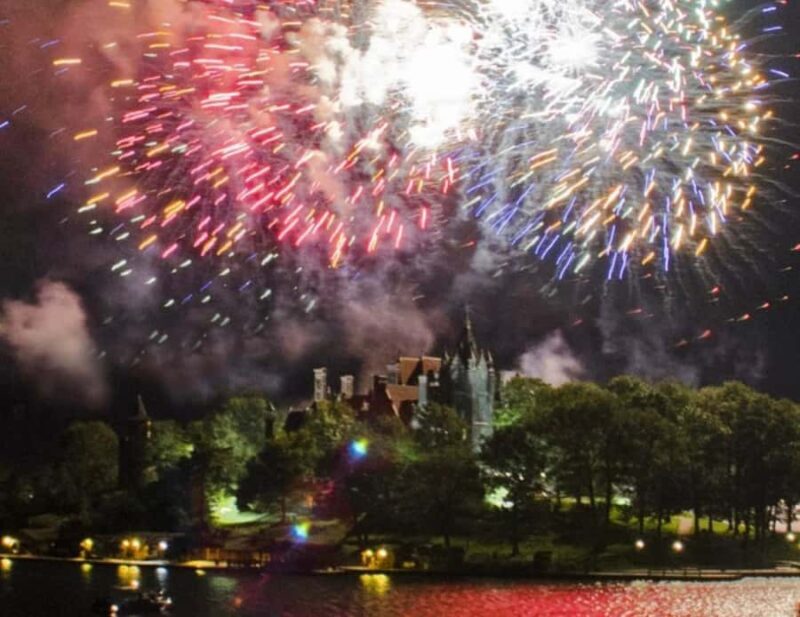 Gananoque: 1000 Islands Fireworks Cruise - The Sum Up