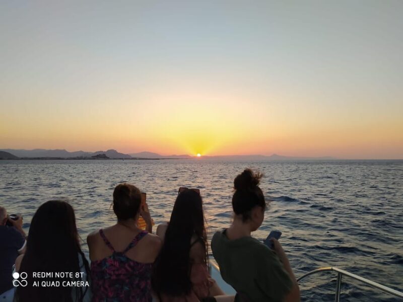 Gandía: Sea Cruise from Gandia with Sunset Option - FAQs