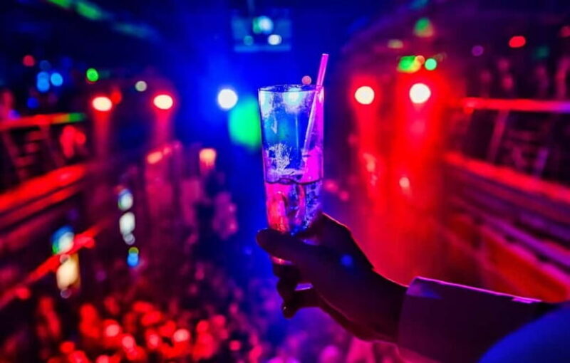 Gangtok Guided Pub-Hopping Experience: Walk, Drink, Repeat - Key Points