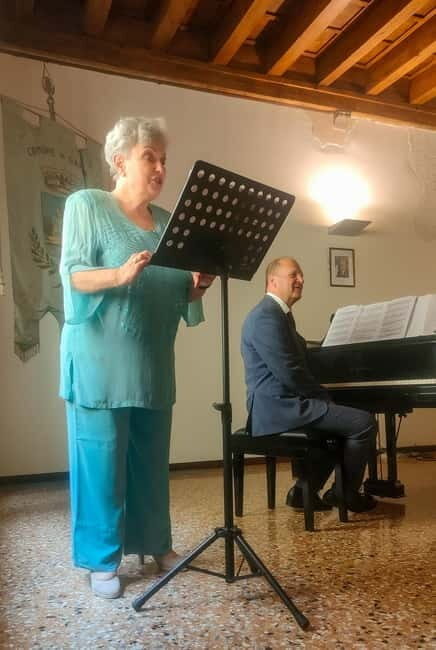 Garda: Lyrical Concert with Piano and Mezzosoprano - A Setting that Tells a Story